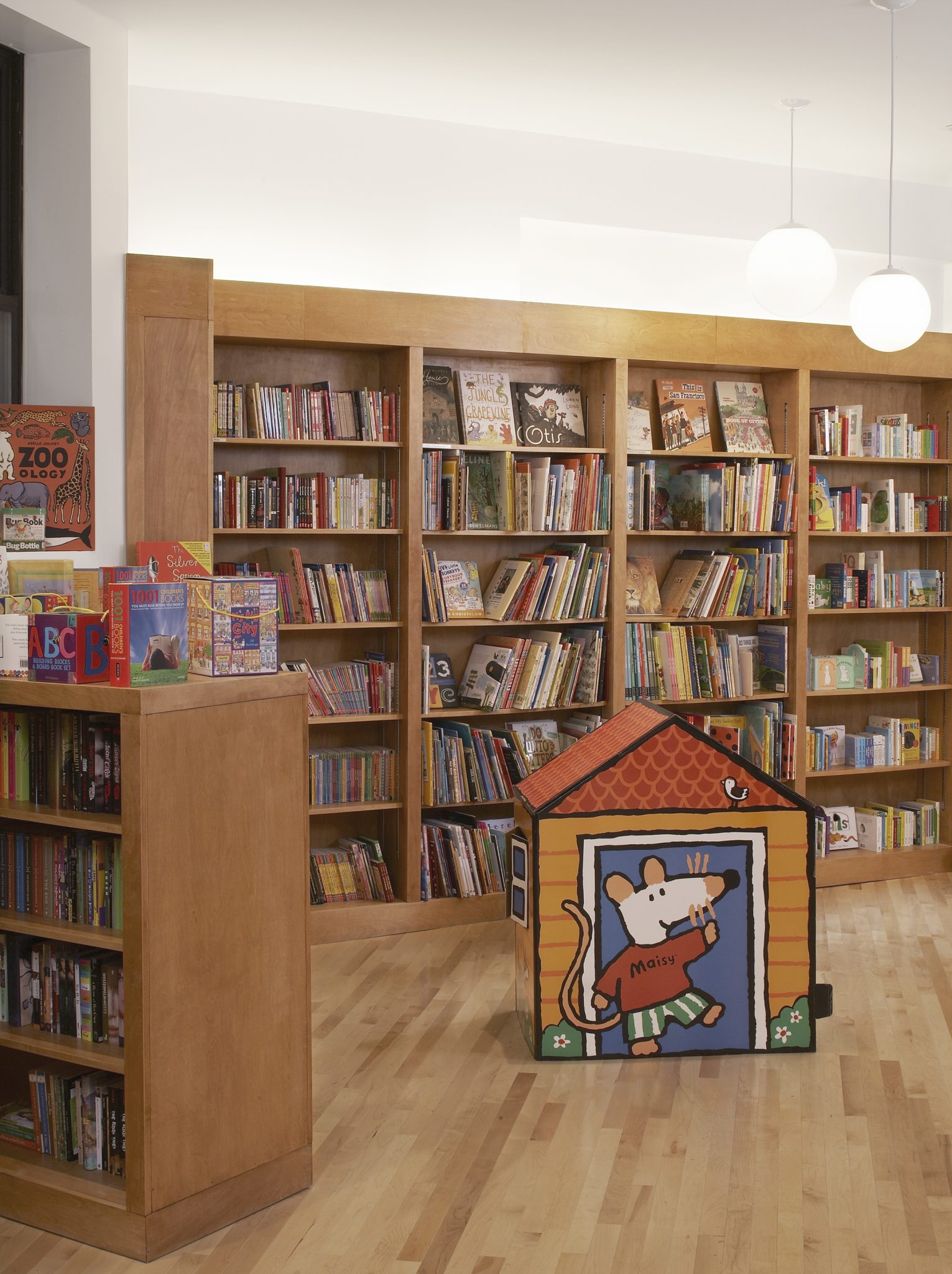Greenlight Bookstore – Frederick Tang Architecture